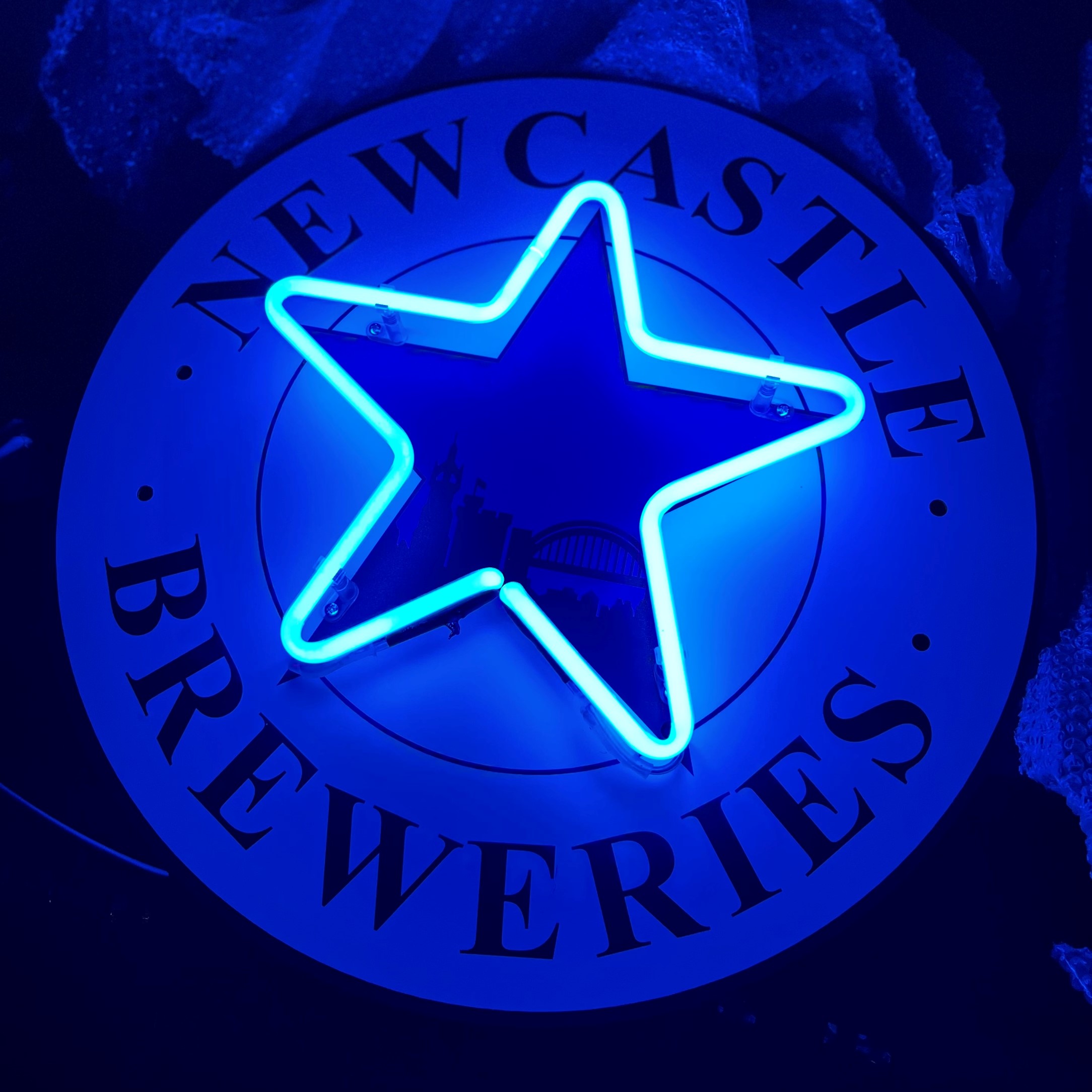 ILLUMINATED SIGNS - CITYSIGNS